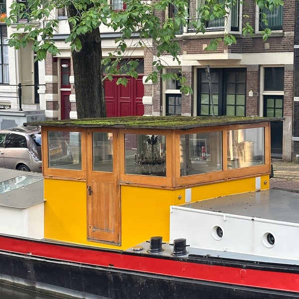 Groenburgwal - River in Amsterdam