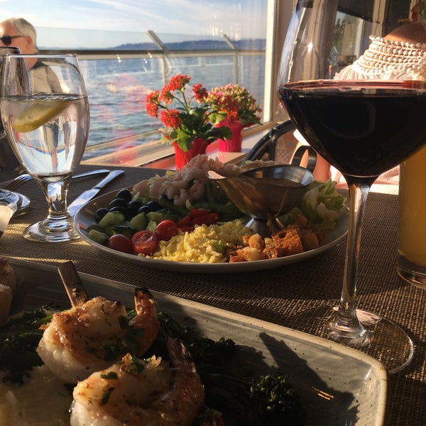 Salty's Seafood Grills - Seafood Restaurant in Redondo