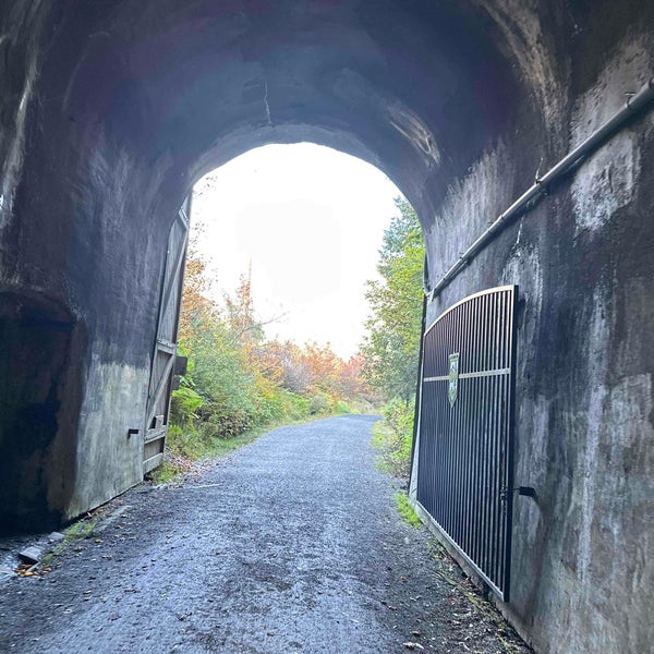 Iron Horse State Park (Hyak trailhead) - 3 tips