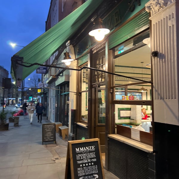 M. Manze's - Southwark - 87 Tower Bridge Rd