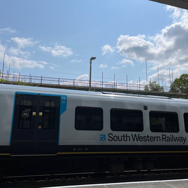 Photos at Bracknell Railway Station (BCE) - Market St.