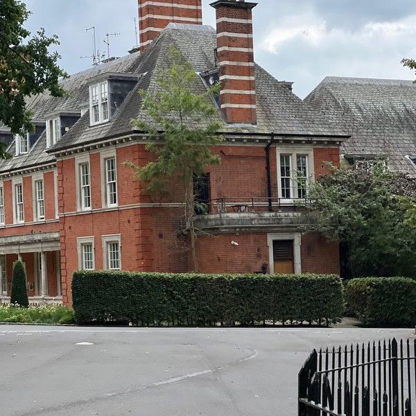 The Old Police House - Historic and Protected Site in London