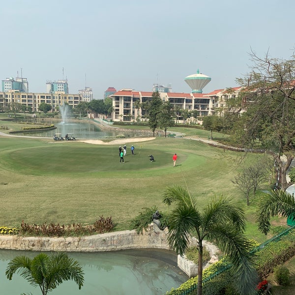 JAYPEE GREENS GOLF & SPA RESORT - Hotel in Greater Noida