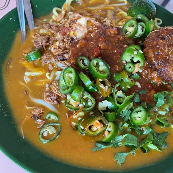 Chong Boon Market & Food Centre - Food Court in Singapore