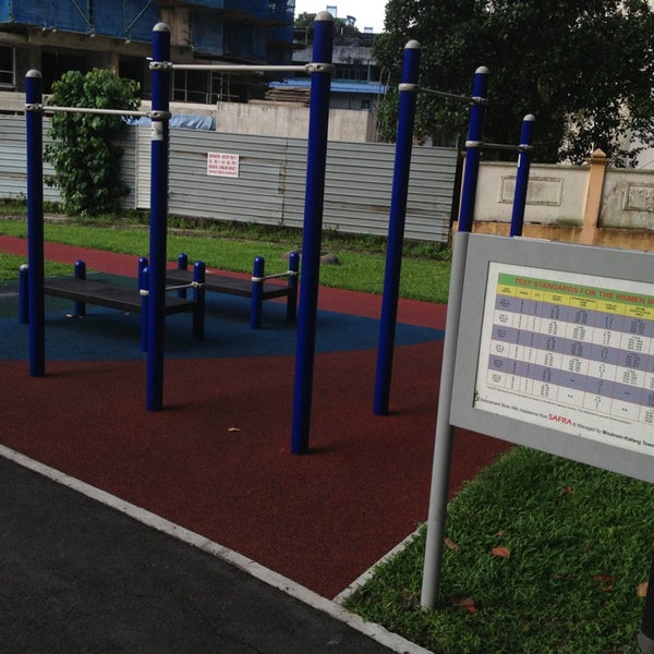 Owen Road Jogging Track - Track in Central Region