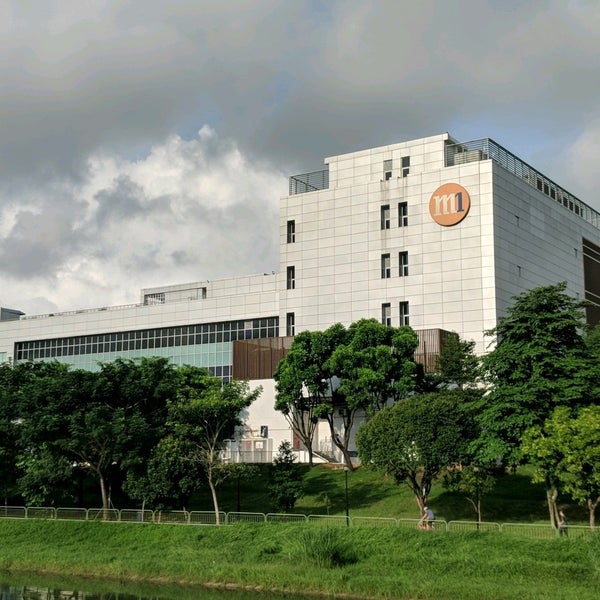 M1 Limited - Jurong East - 14 tips from 499 visitors