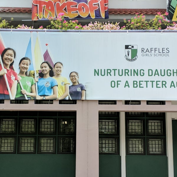 Raffles Girls' School (Secondary) - Toa Payoh - 20 Anderson Rd