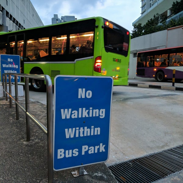 Ang Mo Kio Bus Interchange - Ang Mo Kio'da Otobüs Terminali