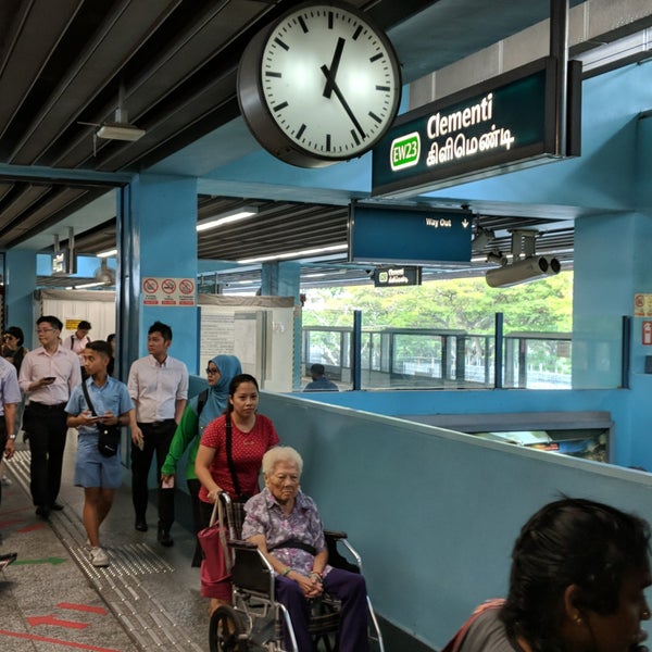 Clementi MRT Station (EW23)