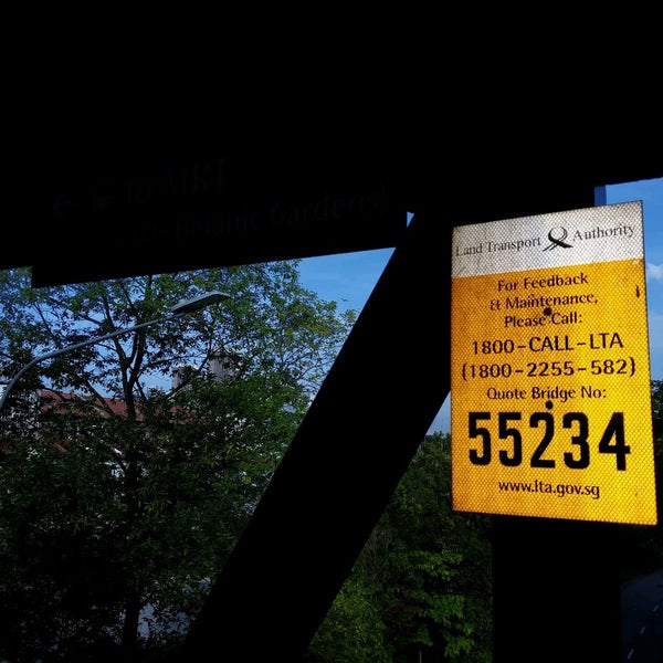 Overhead Pedestrian Bridge (No. 55234) - Bridge in Singapore