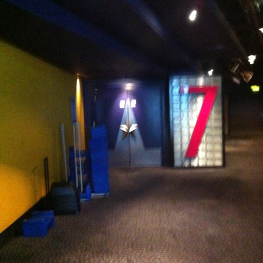 Vue - Cardigan Fields