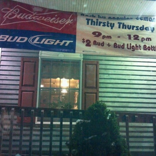 Valley View Pub - American Restaurant