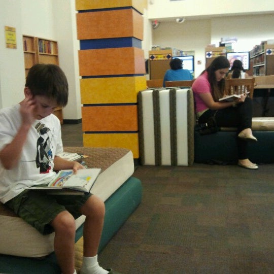 Brownsville Public Library Southmost - Library