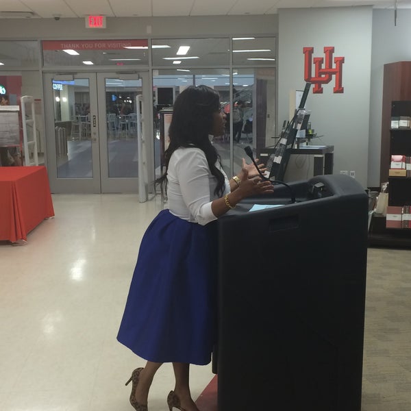 Barnes & Noble @ University of Houston - College Bookstore