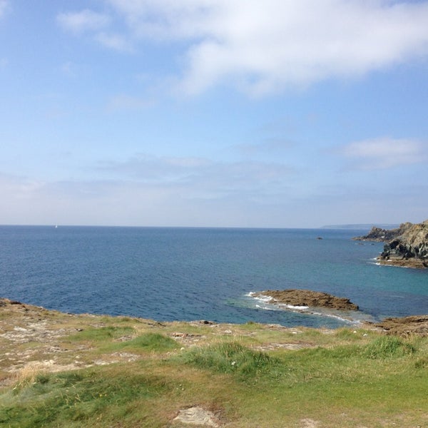 Bessy's Cove Beach - Beach in Penzance