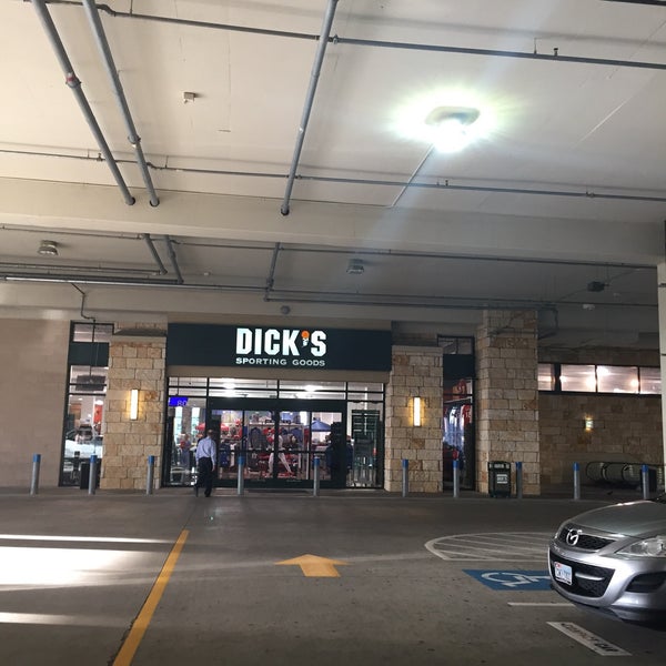 DICK'S Sporting Goods (Now Closed) - Sporting Goods Retail in Dallas