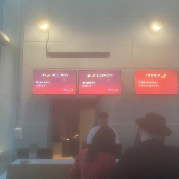 Iberia Check In - 1 visitor