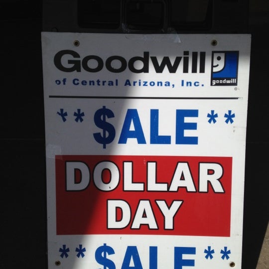 Goodwill - The Islands - 1500 W Warner Rd