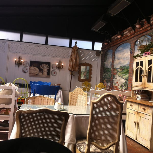 26 Beach Cafe - Venice - Marina del Rey, CA