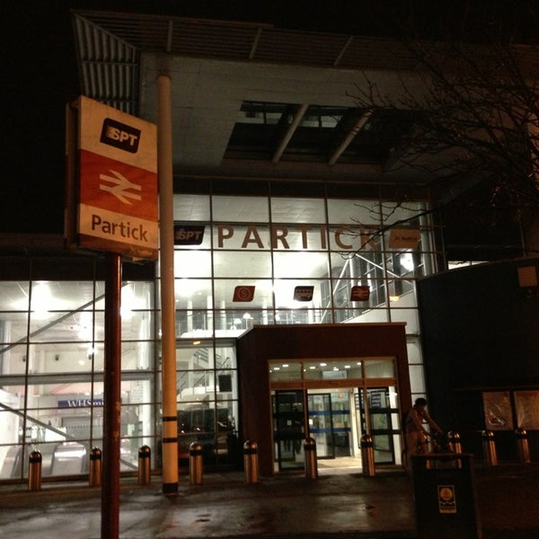 Partick Railway Station (PTK) - Merkland Ct