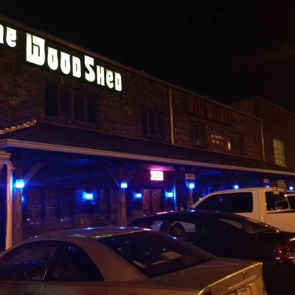 The WoodShed Restaurant - 210 S Main St