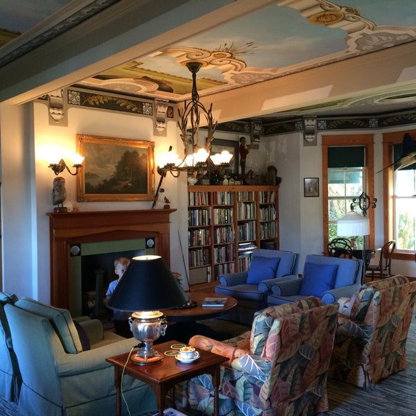 Roanoke Island Inn - 1 tip from 42 visitors