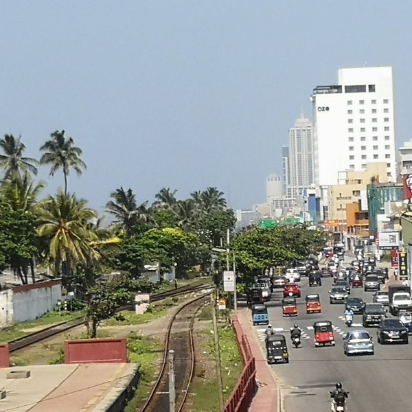 Wellawatte Railway Station - 5 tips from 521 visitors