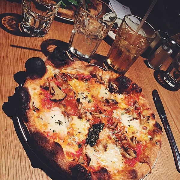 Pizzeria Delfina - Pizza Place in Downtown Burlingame