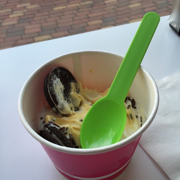 Fro-Yotopia - 9 tips from 467 visitors