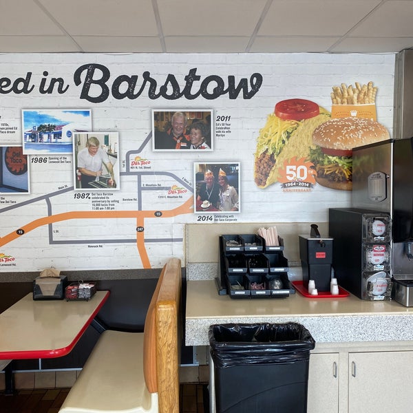 Del Taco - Fast Food Restaurant