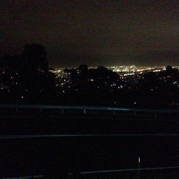 Photos at Windy Point Lookout - Belair, SA