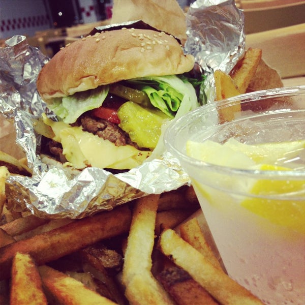 Five Guys - 10 tips from 565 visitors