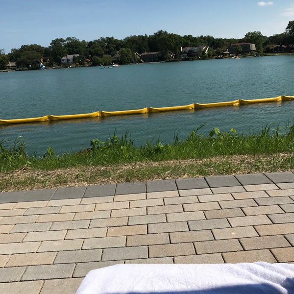 Valley Lo Beach - Glenview, IL