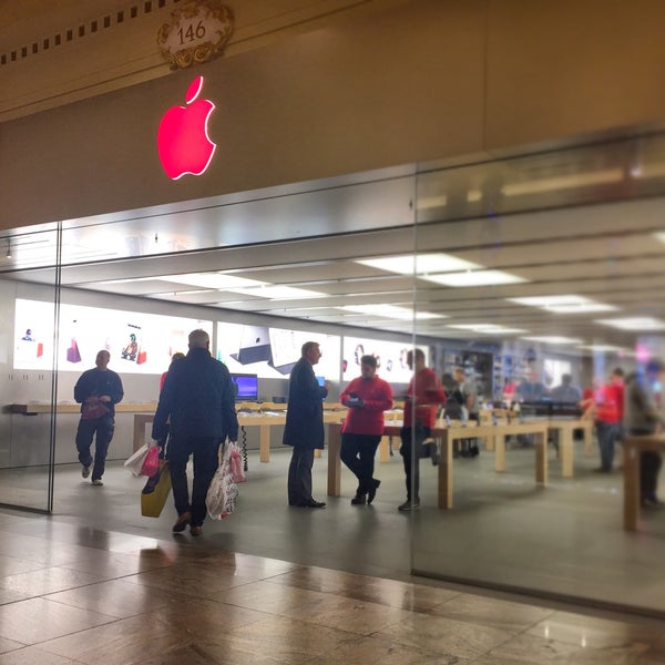 Photos at Apple Trafford Centre - Electronics Store