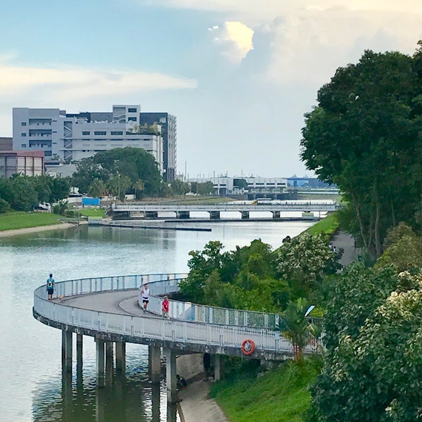 Pandan Gardens Park Connector - Hiking Trail in Singapore