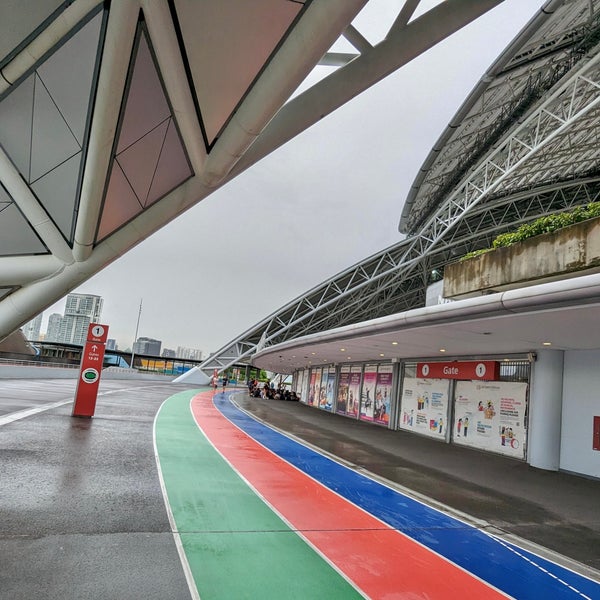 100Plus Promenade - Track in Singapore