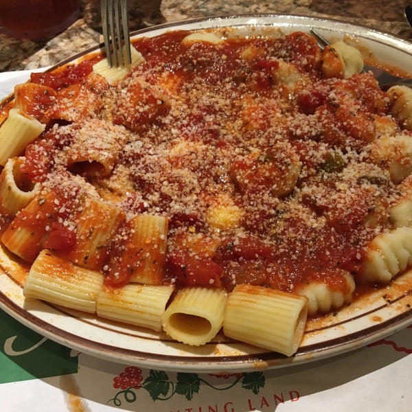 Naples Spaghetti House - Italian Restaurant