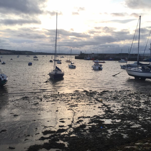 Stoop Your Head - Seafood Restaurant