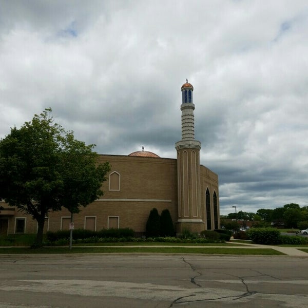 Photos at MEC Mosque and School - Menard St
