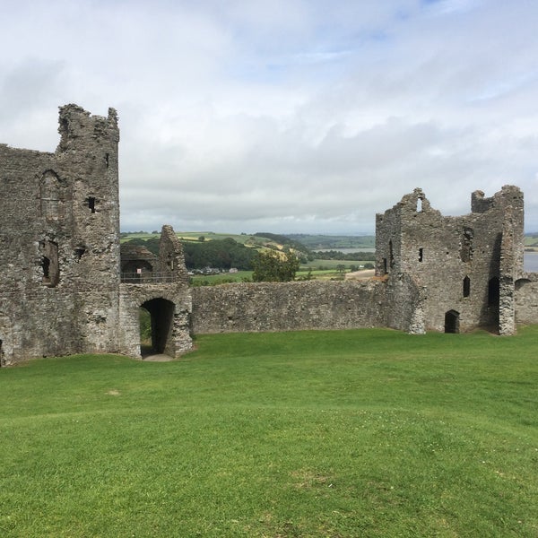 Llansteffan Castle - Llansteffan, Carmarthenshire