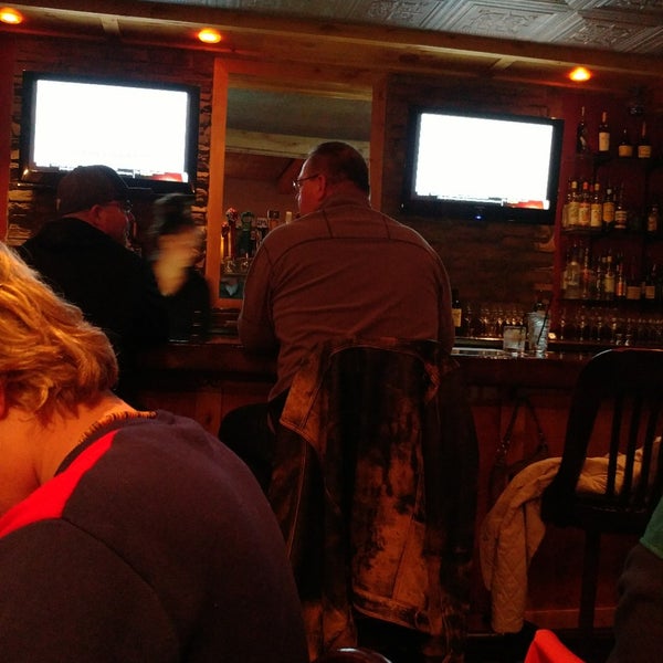 T-Box Bar & Grill - American Restaurant