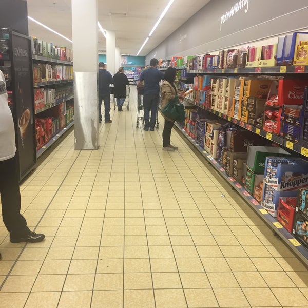 ALDI - 571-583 High St