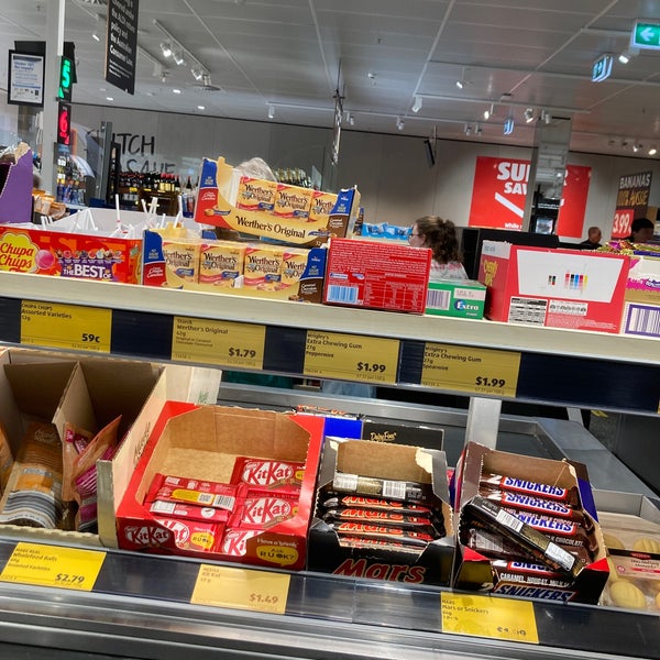 ALDI - 571-583 High St