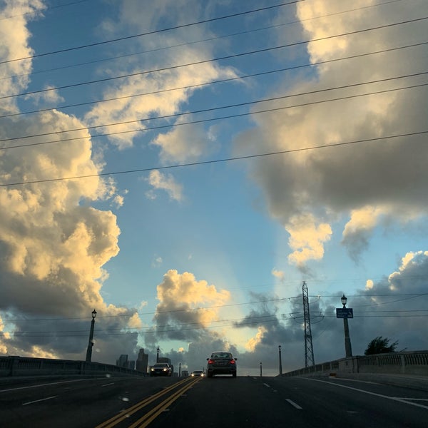 Broadway Bridge - Historic Cultural - 4 tips