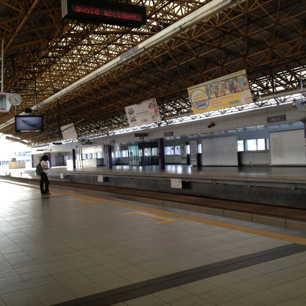 LRT2 - Recto Station - Quiapo - Claro M Recto Ave