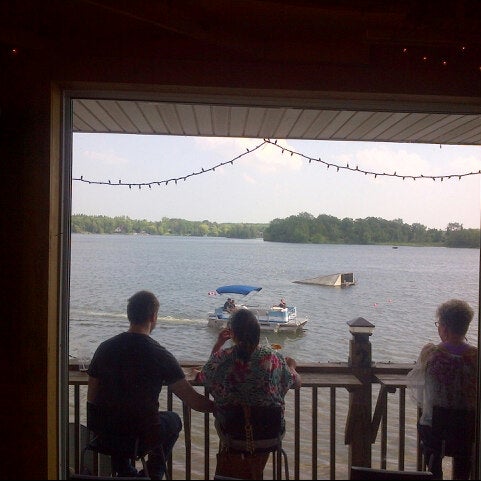 The Old Marina Restaurant - American Restaurant in Puslinch