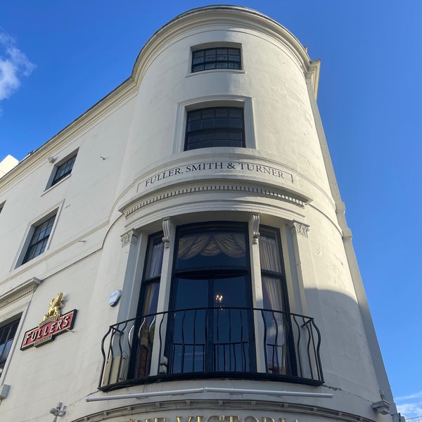 The Victoria - Pub in Paddington