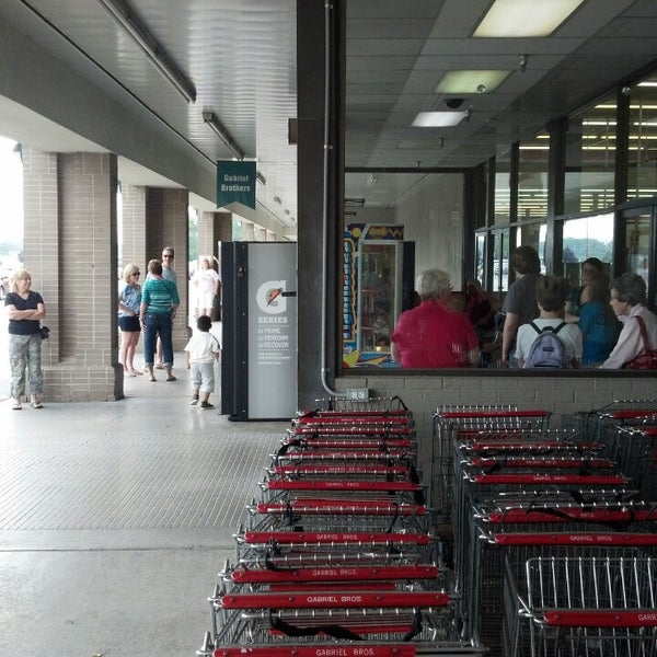 Gabe's - Clothing Store