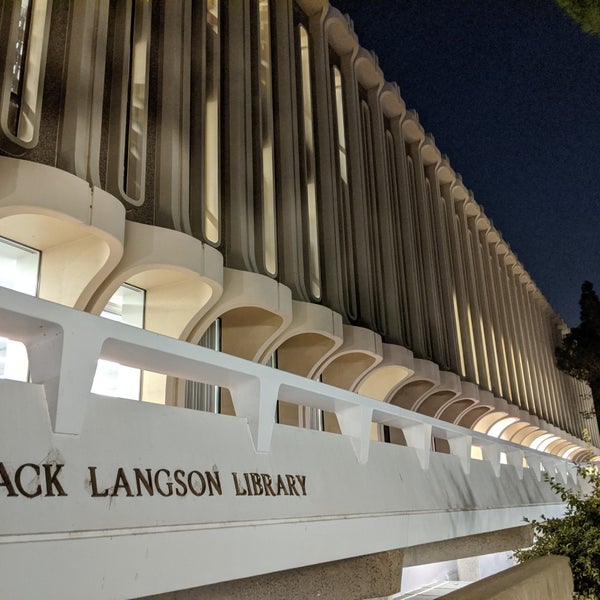 Langson Library - University of California-Irvine - Irvine, CA