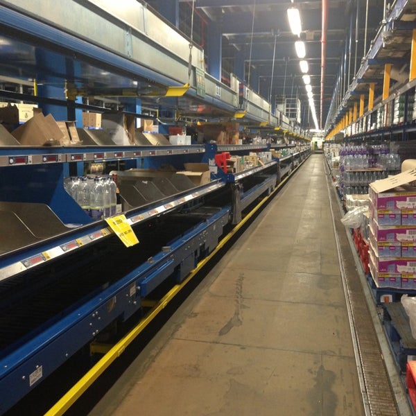 Ocado CFC - Distribution Center in Hatfield
